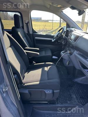 Pelēks Citroen Jumpy 2020 Valmiera, ar dzinēja tilpumu 2.00 L un nobraukumu 227 tūkst. km par 15999 €, foto 7 vietnē AUTOMOTO.COM.LV
