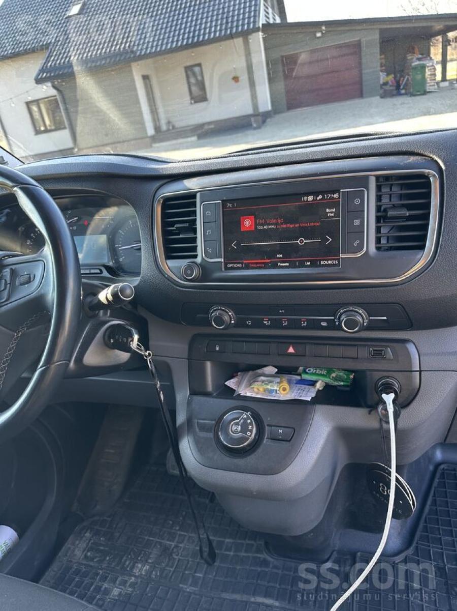 Pelēks Citroen Jumpy 2020 Valmiera, ar dzinēja tilpumu 2.00 L un nobraukumu 227 tūkst. km par 15999 €, foto 8 vietnē AUTOMOTO.COM.LV