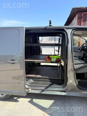Grey Citroen Jumpy 2020 in Jelgava, with an engine capacity of 2.00 L and mileage of 190 thousand km for 9900 €, photo 4 on AUTOMOTO.COM.LV