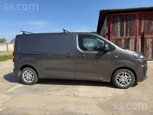 Grey Citroen Jumpy 2020 in Jelgava, with an engine capacity of 2.00 L and mileage of 190 thousand km for 9900 €, photo 8 on AUTOMOTO.COM.LV