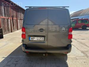 Grey Citroen Jumpy 2020 in Jelgava, with an engine capacity of 2.00 L and mileage of 190 thousand km for 9900 €, photo 10 on AUTOMOTO.COM.LV