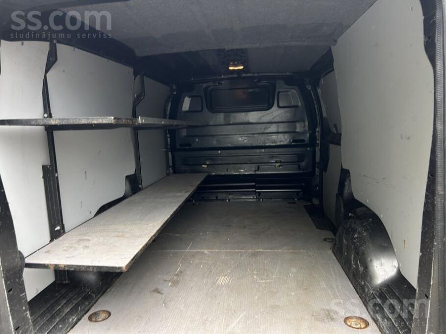 Grey Citroen Jumpy 2021 in Riga, with an engine capacity of 2.00 L and mileage of 154 thousand km for 11400 €, photo 7 on AUTOMOTO.COM.LV