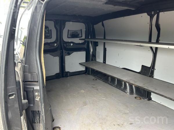 Grey Citroen Jumpy 2021 in Riga, with an engine capacity of 2.00 L and mileage of 154 thousand km for 11400 €, photo 7 on AUTOMOTO.COM.LV
