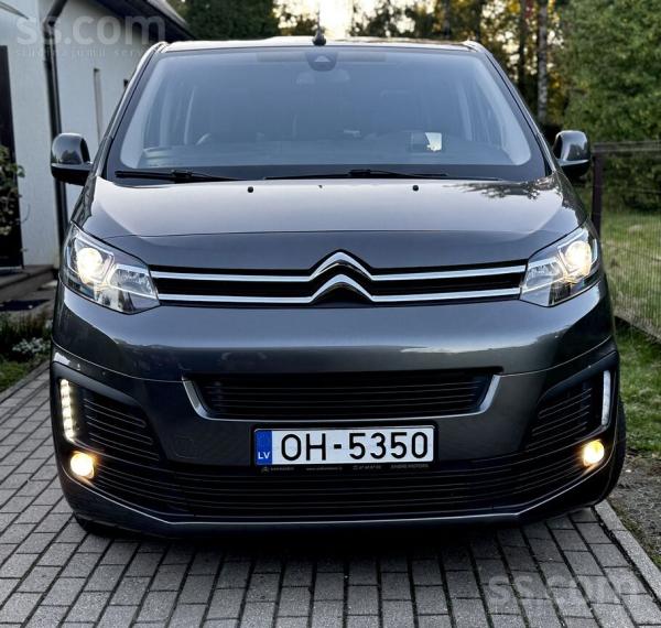 Grey Citroen Jumpy 2021 in Riga, with an engine capacity of 2.00 L and mileage of 137 thousand km for 23500 €, photo 1 on AUTOMOTO.COM.LV