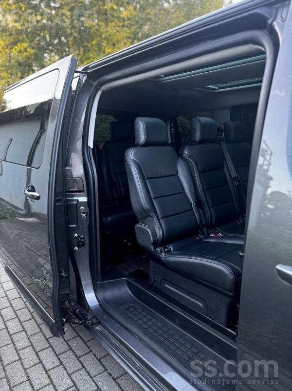 Grey Citroen Jumpy 2021 in Riga, with an engine capacity of 2.00 L and mileage of 137 thousand km for 23500 €, photo 5 on AUTOMOTO.COM.LV