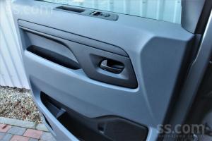 Pelēks Citroen Jumpy 2022 Rīga, ar dzinēja tilpumu 1.50 L un nobraukumu 0 tūkst. km par 18700 €, foto 18 vietnē AUTOMOTO.COM.LV