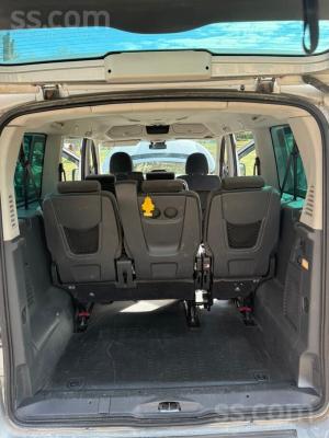 Grey Citroen Jumpy 2007 in Tukums, with an engine capacity of 2.00 L and mileage of 150 thousand km for 6150 €, photo 12 on AUTOMOTO.COM.LV