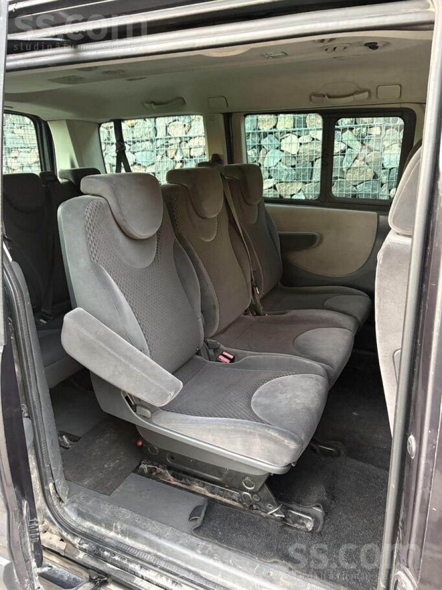 Grey Citroen Jumpy 2007 in Jekabpils, with an engine capacity of 2.00 L and mileage of 433 thousand km for 1600 €, photo 11 on AUTOMOTO.COM.LV