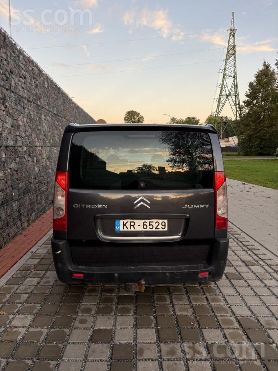 Grey Citroen Jumpy 2007 in Jekabpils, with an engine capacity of 2.00 L and mileage of 433 thousand km for 1600 €, photo 19 on AUTOMOTO.COM.LV