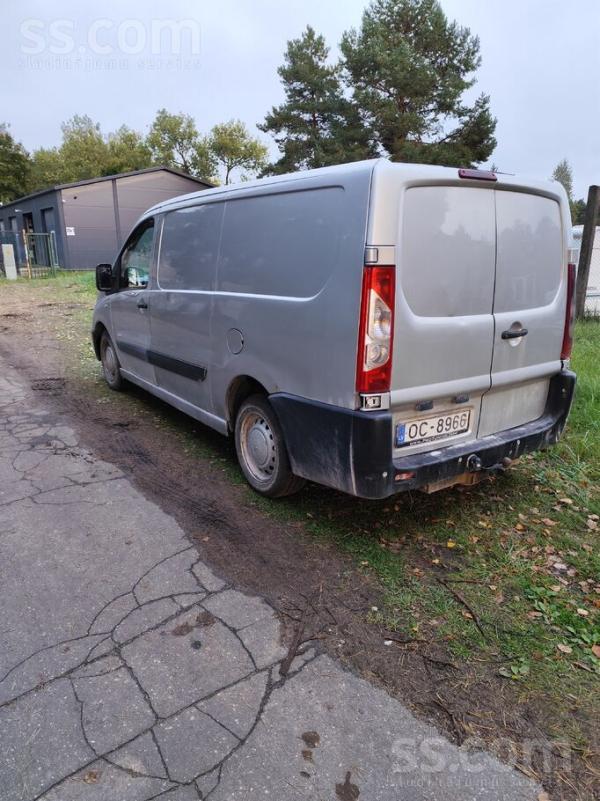Grey Citroen Jumpy 2008 in Riga, with an engine capacity of 2.00 L and mileage of 570 thousand km for 2450 €, photo 5 on AUTOMOTO.COM.LV