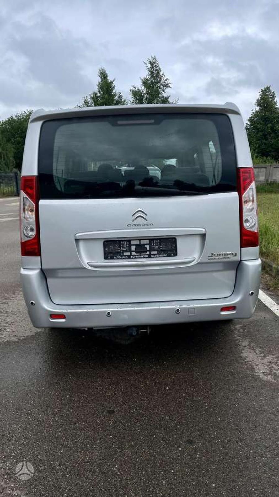 Pelēks Citroen Jumpy 2014 Telšiai, ar dzinēja tilpumu 2.00 L un nobraukumu 259 tūkst. km par 5500 €, foto 5 vietnē AUTOMOTO.COM.LV
