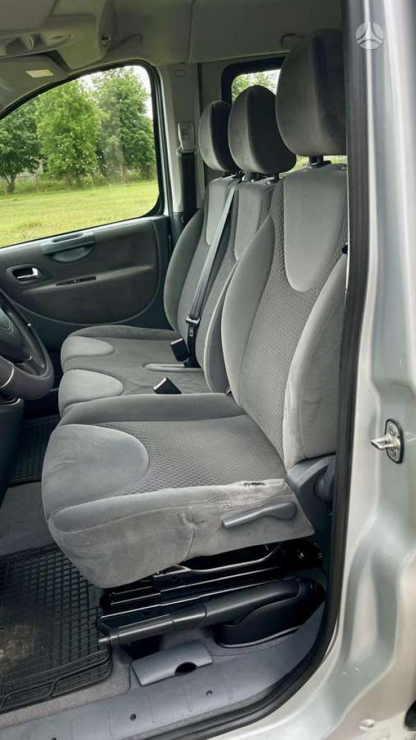 Pelēks Citroen Jumpy 2014 Telšiai, ar dzinēja tilpumu 2.00 L un nobraukumu 259 tūkst. km par 5500 €, foto 10 vietnē AUTOMOTO.COM.LV