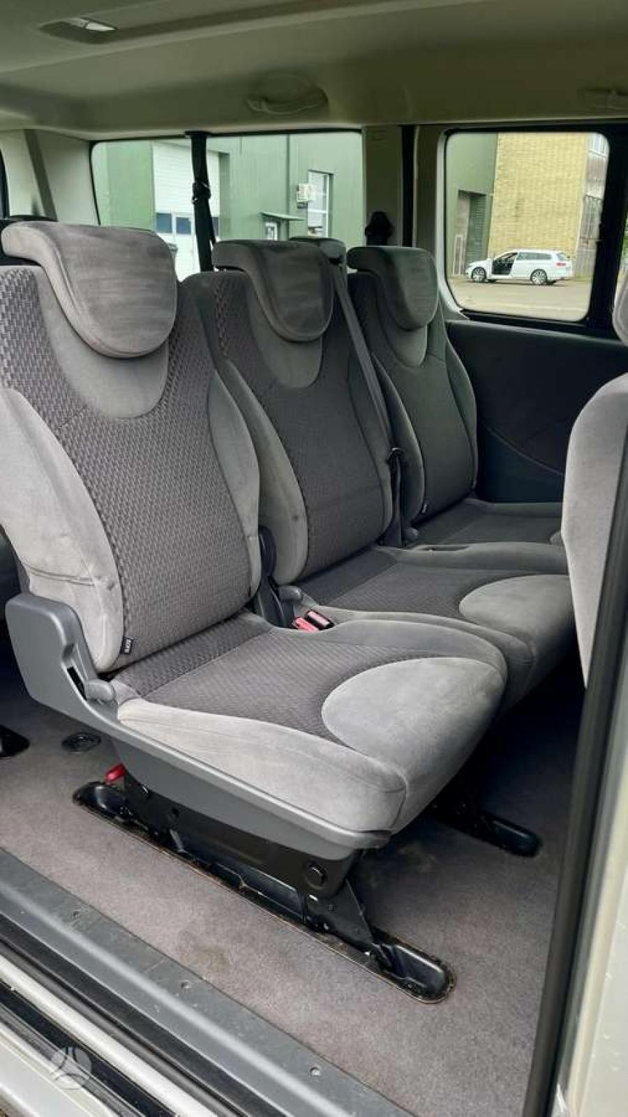 Pelēks Citroen Jumpy 2014 Telšiai, ar dzinēja tilpumu 2.00 L un nobraukumu 259 tūkst. km par 5500 €, foto 13 vietnē AUTOMOTO.COM.LV