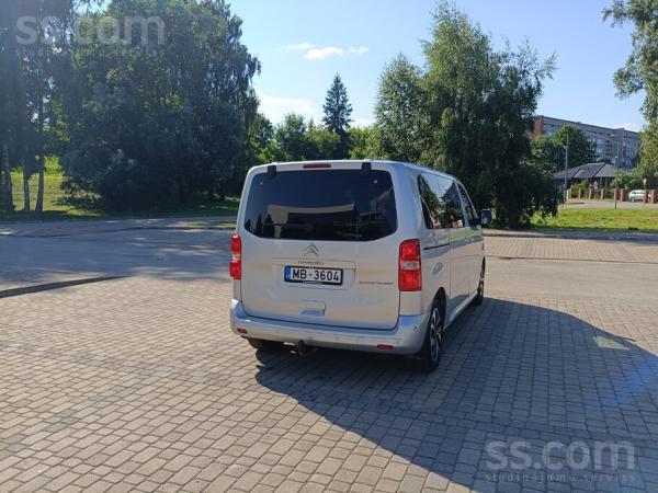 Pelēks Citroen Jumpy 2019 Rēzekne, ar dzinēja tilpumu 2.00 L un nobraukumu 163 tūkst. km par 19200 €, foto 3 vietnē AUTOMOTO.COM.LV