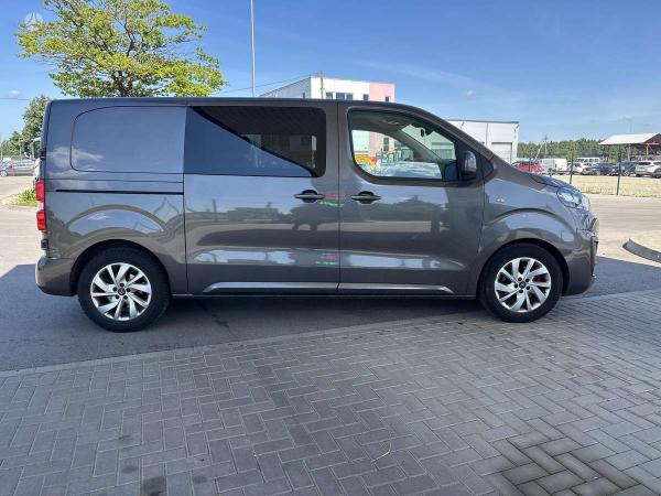 Grey Citroen Jumpy 2021 in Taurage, with an engine capacity of 2.00 L and mileage of 247 thousand km for 9900 €, photo 6 on AUTOMOTO.COM.LV