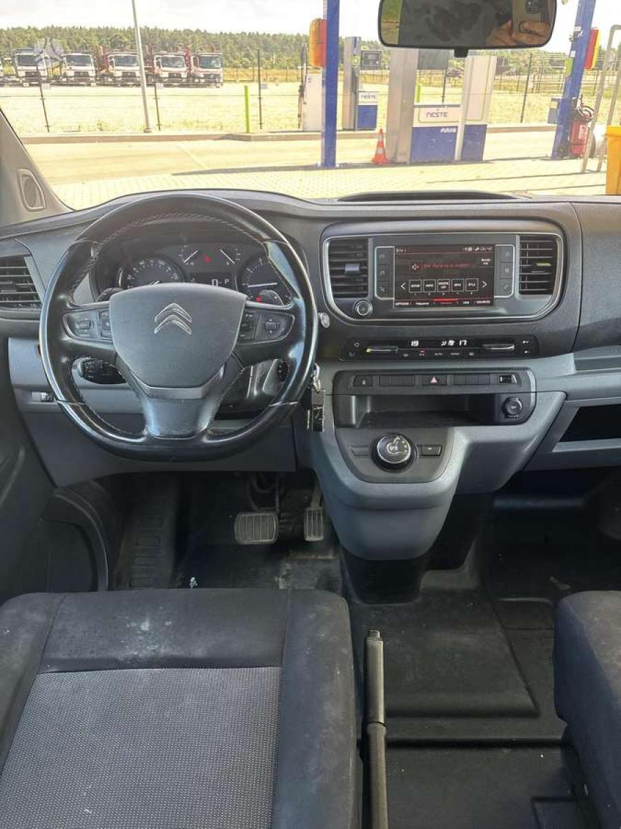 Pelēks Citroen Jumpy 2021 Tauragė, ar dzinēja tilpumu 2.00 L un nobraukumu 247 tūkst. km par 9900 €, foto 14 vietnē AUTOMOTO.COM.LV