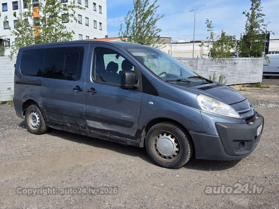 Grey Citroen Jumpy 2007 in Tallinn, with an engine capacity of 2.00 L and mileage of 582 thousand km for 899 €, photo 1 on AUTOMOTO.COM.LV