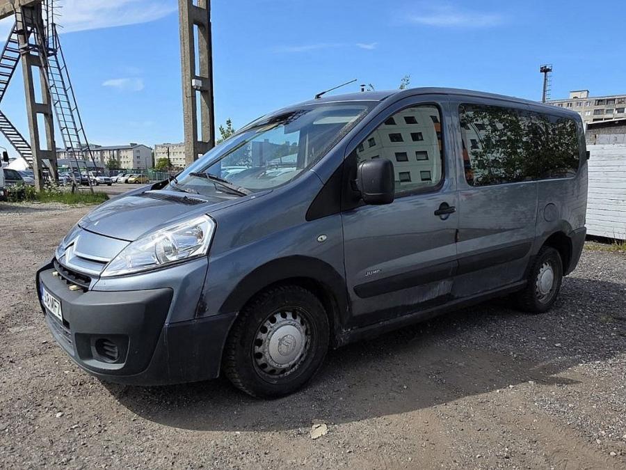 Grey Citroen Jumpy 2007 in Tallinn, with an engine capacity of 2.00 L and mileage of 582 thousand km for 699 €, photo 10 on AUTOMOTO.COM.LV