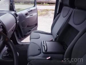 Pelēks Citroen Jumpy 2008 Liepāja, ar dzinēja tilpumu 2.00 L un nobraukumu 267 tūkst. km par 3600 €, foto 11 vietnē AUTOMOTO.COM.LV