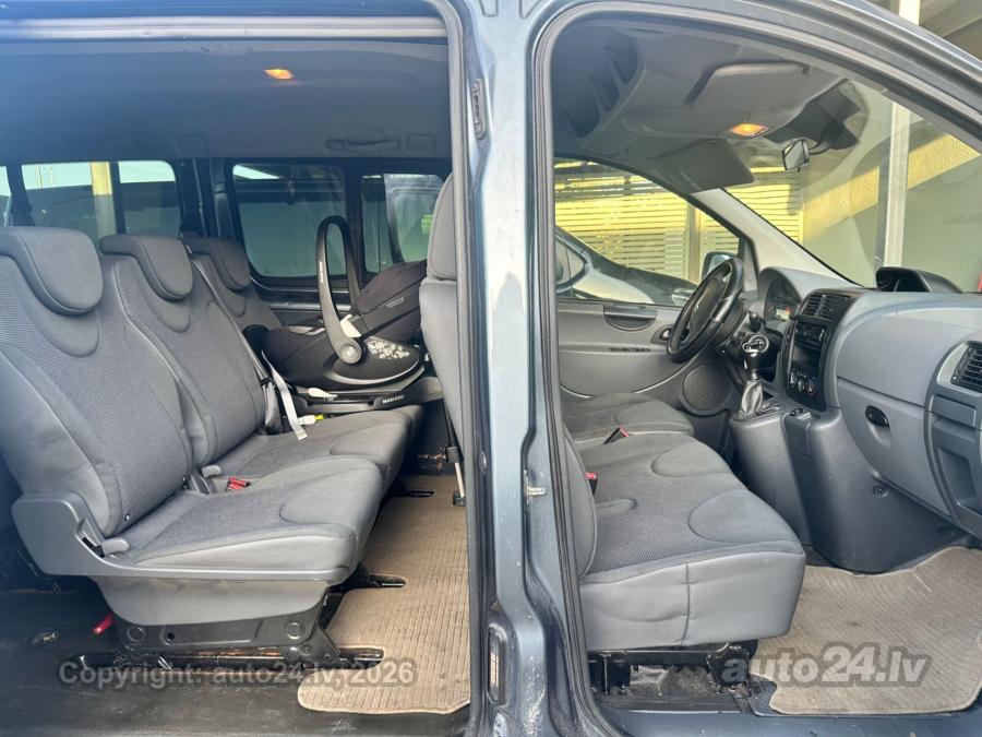 Pelēks Citroen Jumpy 2011 Tallina, ar dzinēja tilpumu 1.60 L un nobraukumu 320 tūkst. km par 4000 €, foto 15 vietnē AUTOMOTO.COM.LV