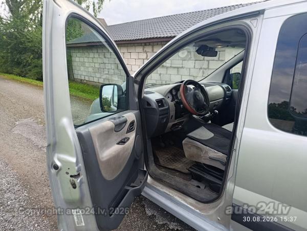 Pelēks Citroen Jumpy 2012 Pērnava, ar dzinēja tilpumu 2.00 L un nobraukumu 338 tūkst. km par 6300 €, foto 5 vietnē AUTOMOTO.COM.LV