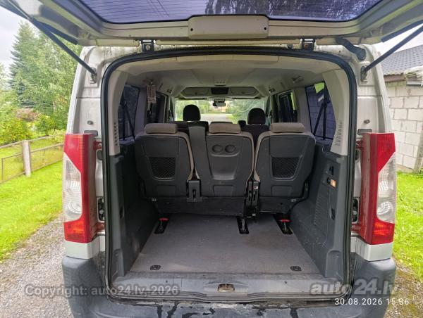 Pelēks Citroen Jumpy 2012 Pērnava, ar dzinēja tilpumu 2.00 L un nobraukumu 338 tūkst. km par 6300 €, foto 10 vietnē AUTOMOTO.COM.LV