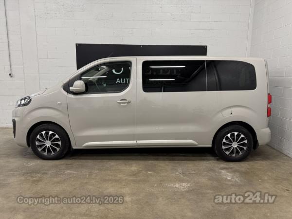 Pelēks Citroen Jumpy 2019 Tallina, ar dzinēja tilpumu 1.50 L un nobraukumu 45 tūkst. km par 21995 €, foto 5 vietnē AUTOMOTO.COM.LV