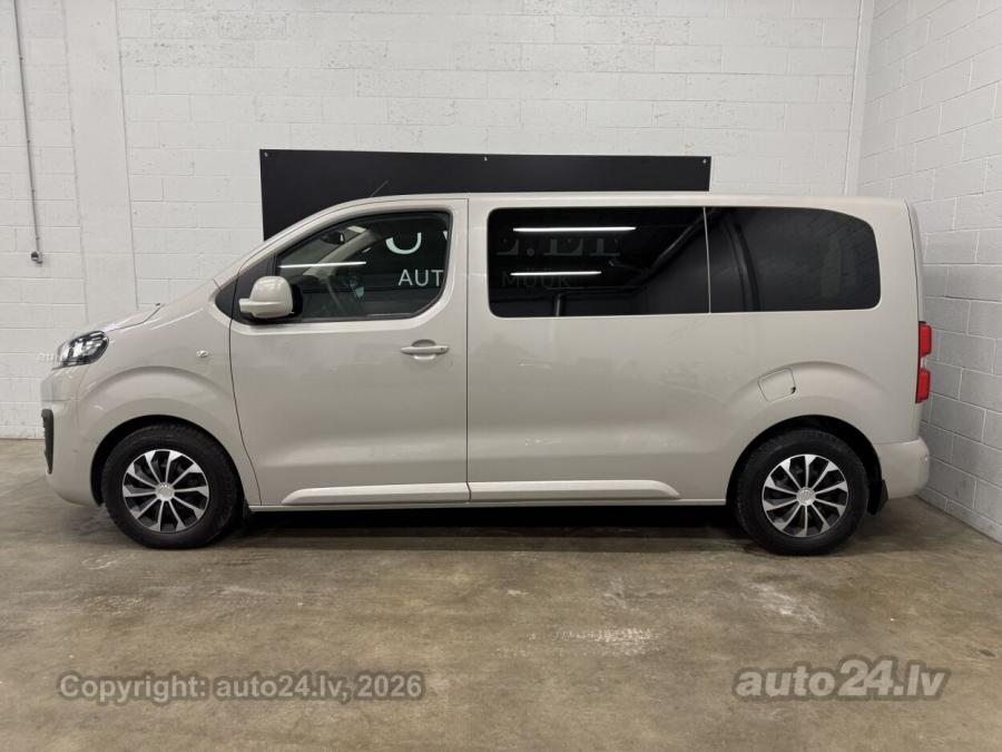 Pelēks Citroen Jumpy 2019 Tallina, ar dzinēja tilpumu 1.50 L un nobraukumu 45 tūkst. km par 19995 €, foto 5 vietnē AUTOMOTO.COM.LV