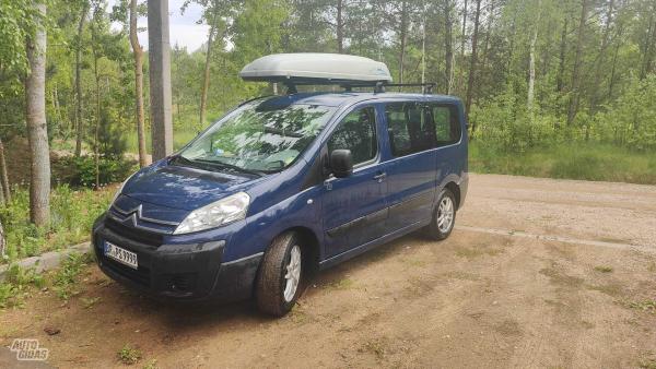 Ситроен Jumpy 2012 в Вильнюс на AUTOMOTO.COM.LV Ситроен Jumpy 2012 в Вильнюс, объемом двигателя 1.90 л и пробегом 239 тыс. км за 4100 €, фото 1 на AUTOMOTO.COM.LV