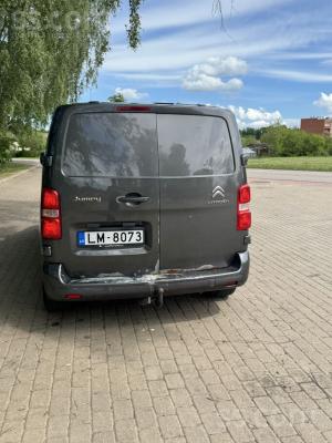 Citroen Jumpy 2018 in Gulbene, with an engine capacity of 1.60 L and mileage of 331 thousand km for 5600 €, photo 5 on AUTOMOTO.COM.LV
