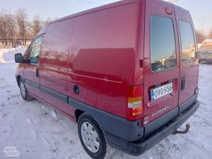 Sarkans Citroen Jumpy 2004 Šauļi, ar dzinēja tilpumu 1.90 L un nobraukumu 256 tūkst. km par 1880 €, foto 5 vietnē AUTOMOTO.COM.LV