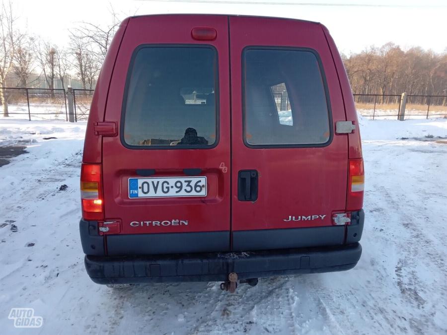 Sarkans Citroen Jumpy 2004 Šauļi, ar dzinēja tilpumu 1.90 L un nobraukumu 256 tūkst. km par 1880 €, foto 7 vietnē AUTOMOTO.COM.LV