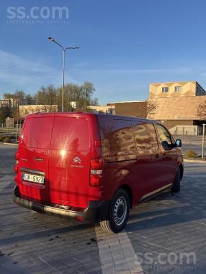 Sarkans Citroen Jumpy 2022 Jelgava, ar dzinēja tilpumu 1.50 L un nobraukumu 198 tūkst. km par 13750 €, foto 4 vietnē AUTOMOTO.COM.LV