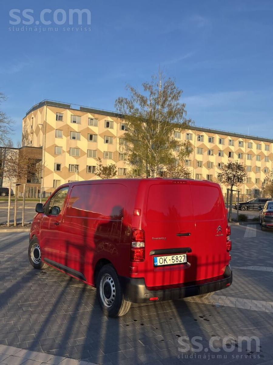 Sarkans Citroen Jumpy 2022 Jelgava, ar dzinēja tilpumu 1.50 L un nobraukumu 198 tūkst. km par 13750 €, foto 5 vietnē AUTOMOTO.COM.LV