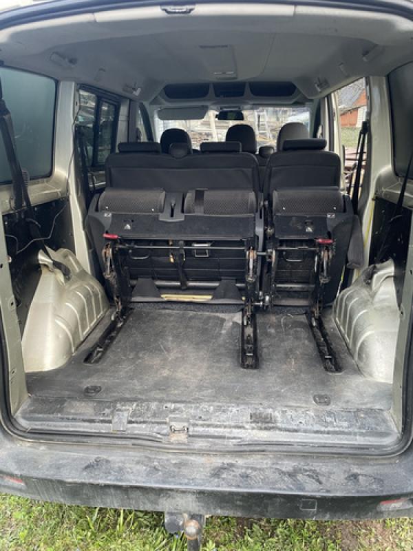 Ситроен Jumpy 2009 в Таллин на AUTOMOTO.COM.LV Ситроен Jumpy 2009 в Таллин, объемом двигателя 2.00 л и пробегом 310 тыс. км за 3500 €, фото 7 на AUTOMOTO.COM.LV
