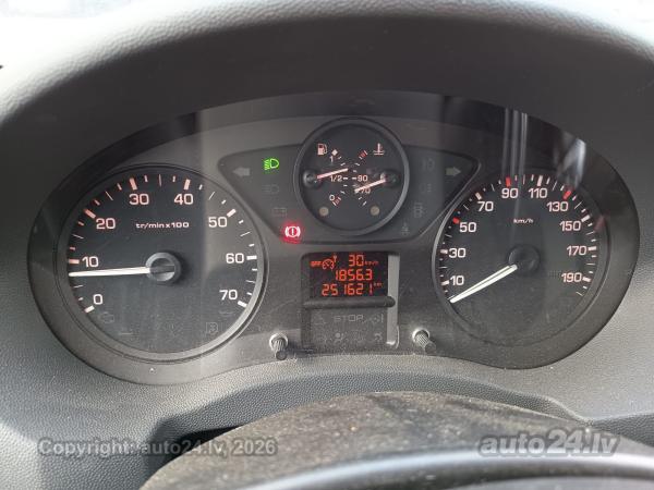 Citroen Jumpy 2014 in Tallinn, with an engine capacity of 2.00 L and mileage of 252 thousand km for 2999 €, photo 6 on AUTOMOTO.COM.LV