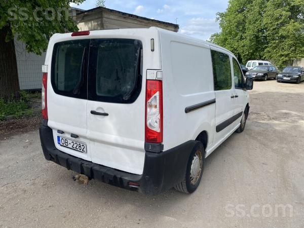 White Citroen Jumpy 2008 in Riga, with an engine capacity of 2.00 L and mileage of 0 thousand km for 2900 €, photo 5 on AUTOMOTO.COM.LV