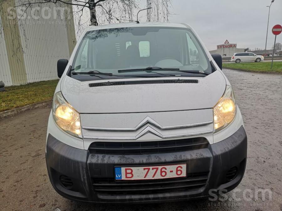White Citroen Jumpy 2009 in Riga, with an engine capacity of 2.00 L and mileage of 0 thousand km for 3890 €, photo 3 on AUTOMOTO.COM.LV