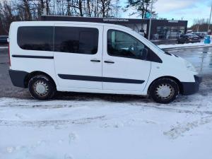 White Citroen Jumpy 2010 in Utena, with an engine capacity of 2.00 L and mileage of 281 thousand km for 4500 €, photo 5 on AUTOMOTO.COM.LV