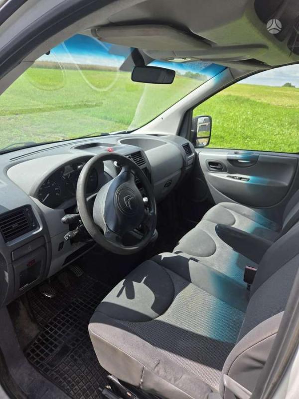 Balts Citroen Jumpy 2012 Kauņa, ar dzinēja tilpumu 2.00 L un nobraukumu 623 tūkst. km par 2200 €, foto 8 vietnē AUTOMOTO.COM.LV
