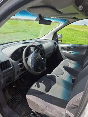 Balts Citroen Jumpy 2012 Kauņa, ar dzinēja tilpumu 2.00 L un nobraukumu 623 tūkst. km par 2200 €, foto 9 vietnē AUTOMOTO.COM.LV
