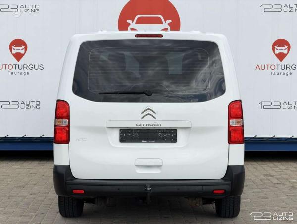 Balts Citroen Jumpy 2017 Tauragė, ar dzinēja tilpumu 2.00 L un nobraukumu 196 tūkst. km par 11900 €, foto 8 vietnē AUTOMOTO.COM.LV