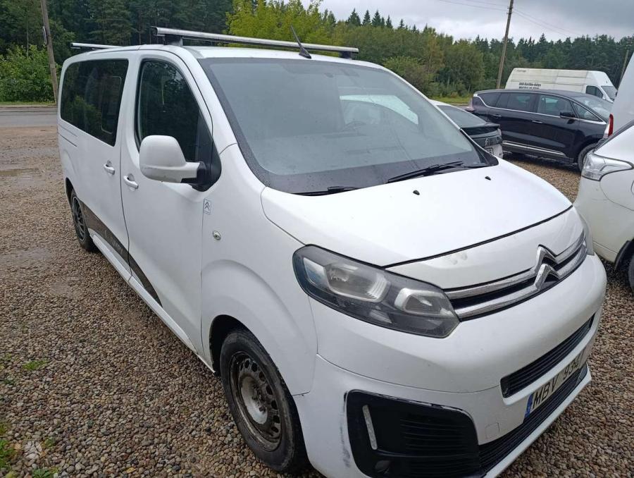 Balts Citroen Jumpy 2017 Utena, ar dzinēja tilpumu 2.00 L un nobraukumu 300 tūkst. km par 5687 €, foto 3 vietnē AUTOMOTO.COM.LV