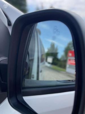 White Citroen Jumpy 2019 in Taurage, with an engine capacity of 2.00 L and mileage of 242 thousand km for 7700 €, photo 11 on AUTOMOTO.COM.LV