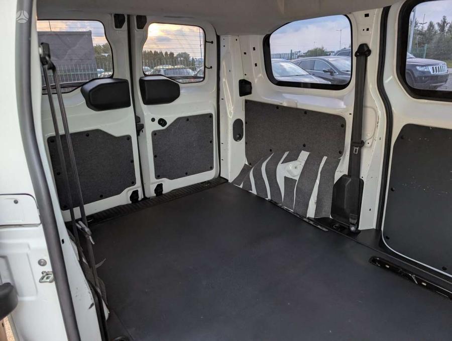 Белый Ситроен Jumpy 2019 в Мариямполе, объемом двигателя 1.50 л и пробегом 124 тыс. км за 11200 €, фото 20 на AUTOMOTO.COM.LV