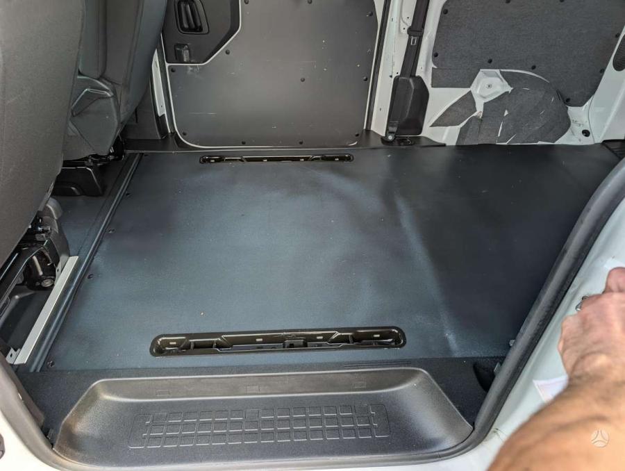 Белый Ситроен Jumpy 2019 в Мариямполе, объемом двигателя 1.50 л и пробегом 124 тыс. км за 11200 €, фото 24 на AUTOMOTO.COM.LV