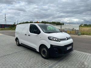 White Citroen Jumpy 2019 in Kaunas, with an engine capacity of 1.56 L and mileage of 296 thousand km for 6899 €, photo 3 on AUTOMOTO.COM.LV
