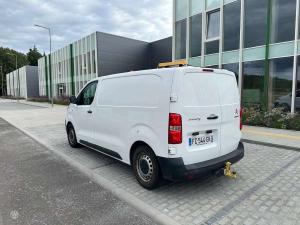 White Citroen Jumpy 2019 in Kaunas, with an engine capacity of 1.56 L and mileage of 296 thousand km for 6899 €, photo 4 on AUTOMOTO.COM.LV