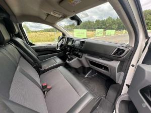 White Citroen Jumpy 2019 in Kaunas, with an engine capacity of 1.56 L and mileage of 296 thousand km for 6899 €, photo 12 on AUTOMOTO.COM.LV
