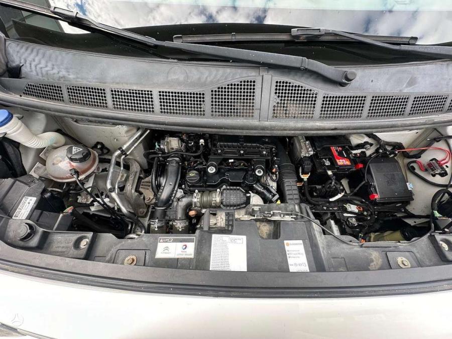 White Citroen Jumpy 2019 in Kaunas, with an engine capacity of 1.56 L and mileage of 296 thousand km for 6899 €, photo 22 on AUTOMOTO.COM.LV